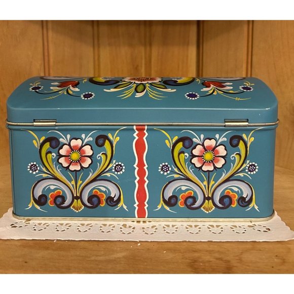 Hong Kong | Accents | Bergouistvintage Norwegian Folk Art Storage ...